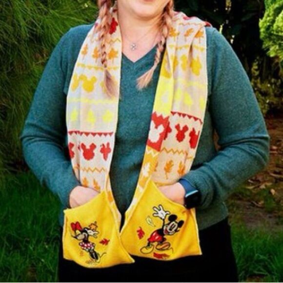 Disney | Accessories | Loungefly Disney Exclusive Fallmickey Minnie ...